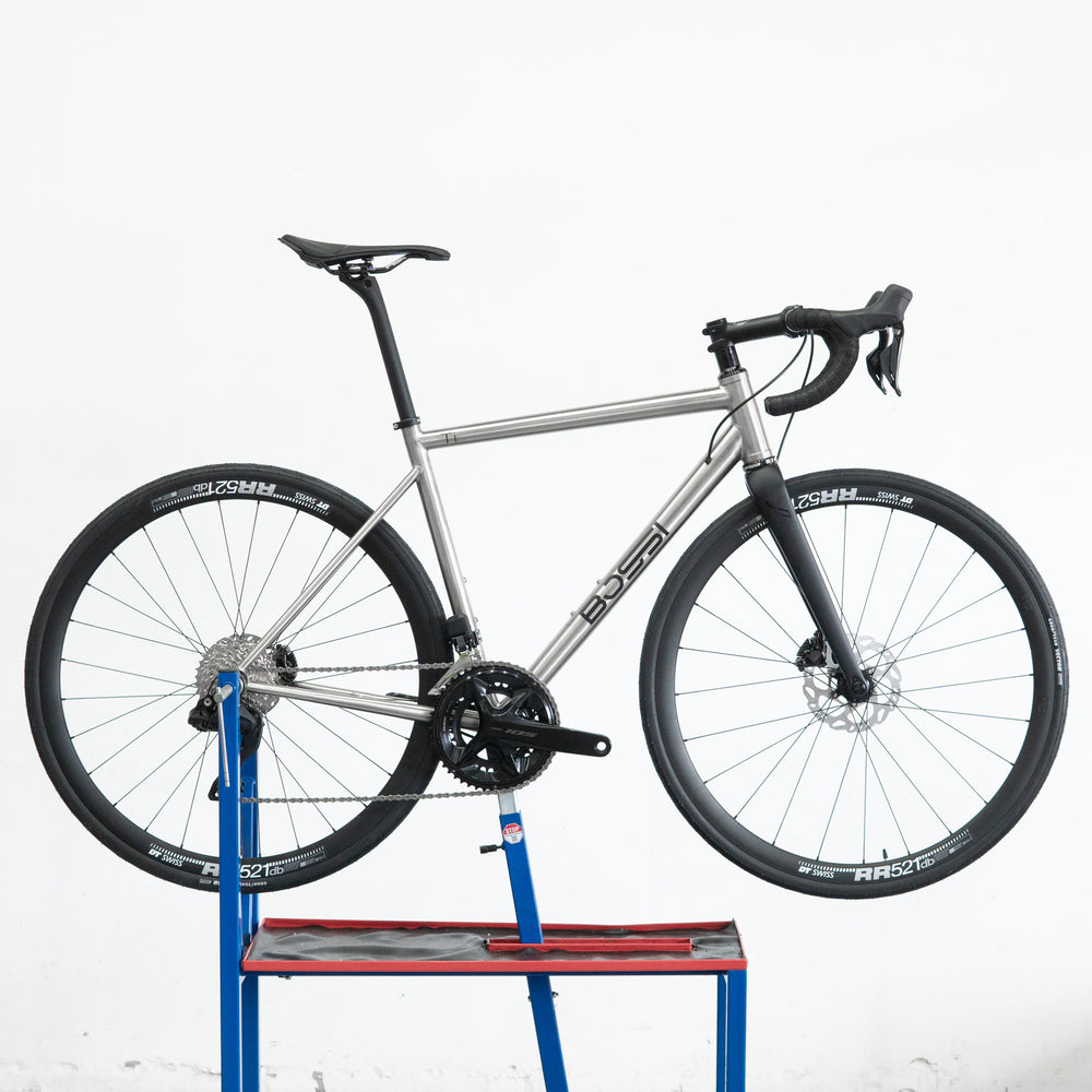 Strada Classic - 105 Di2 - Bossi Bicycles