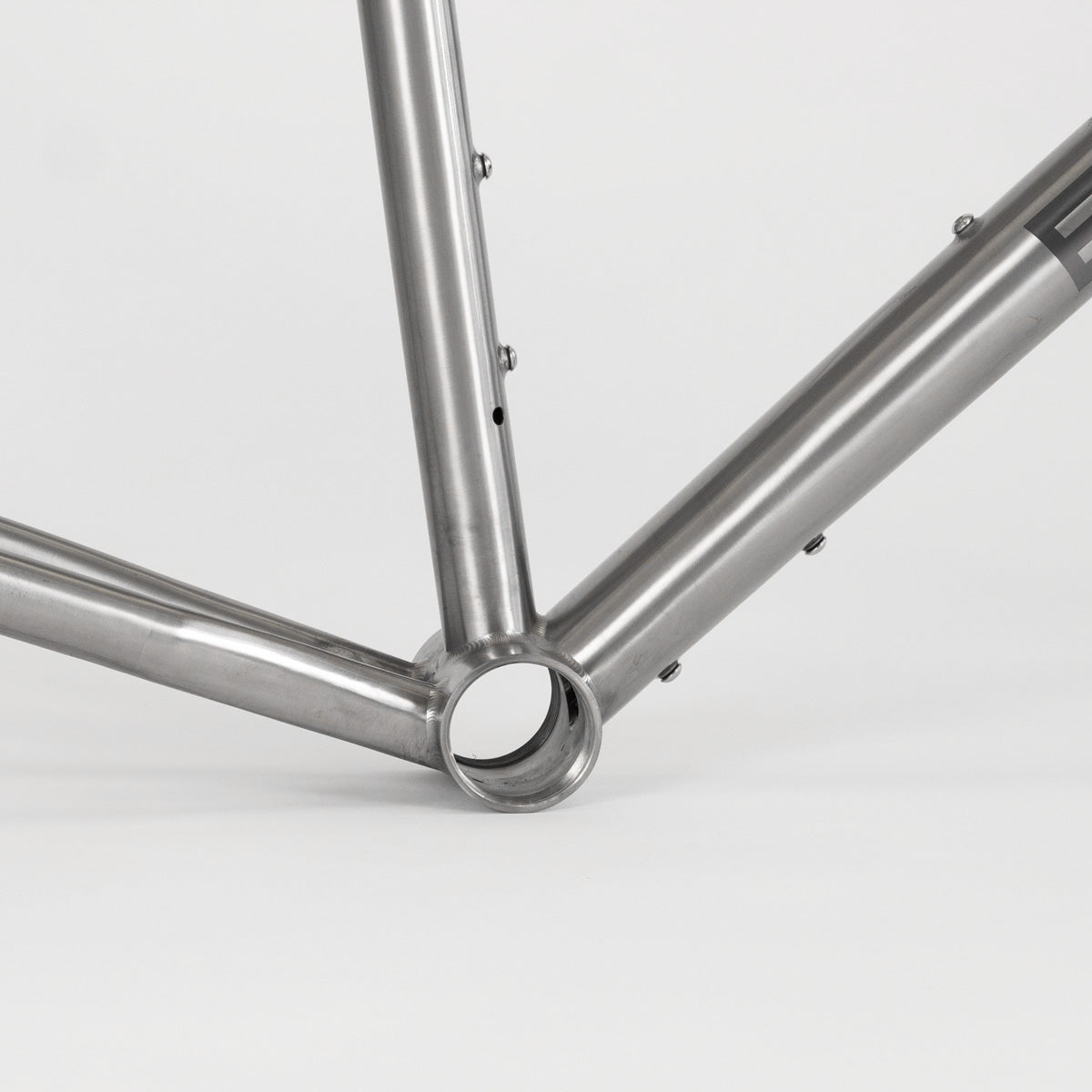 Grit - Titanium Gravel Frameset - Bossi Bicycles