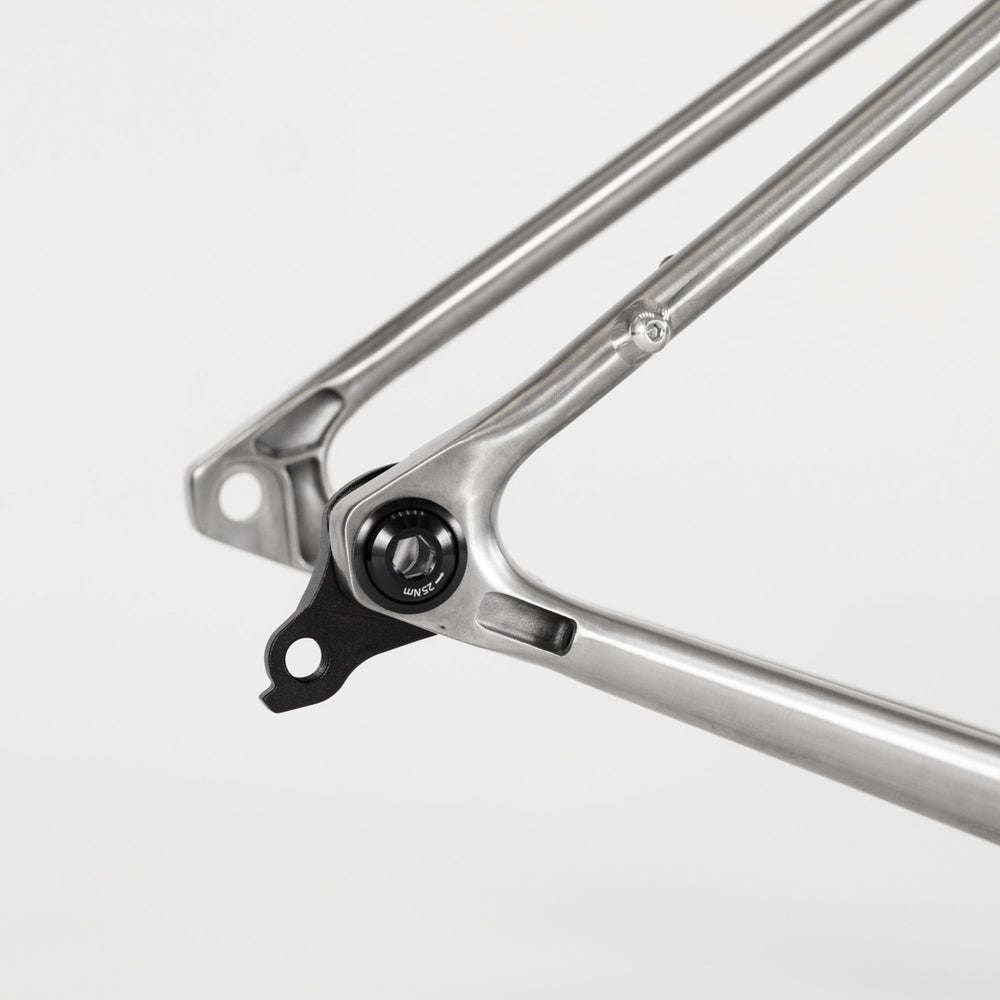 Grit - Titanium Gravel Frameset - Bossi Bicycles